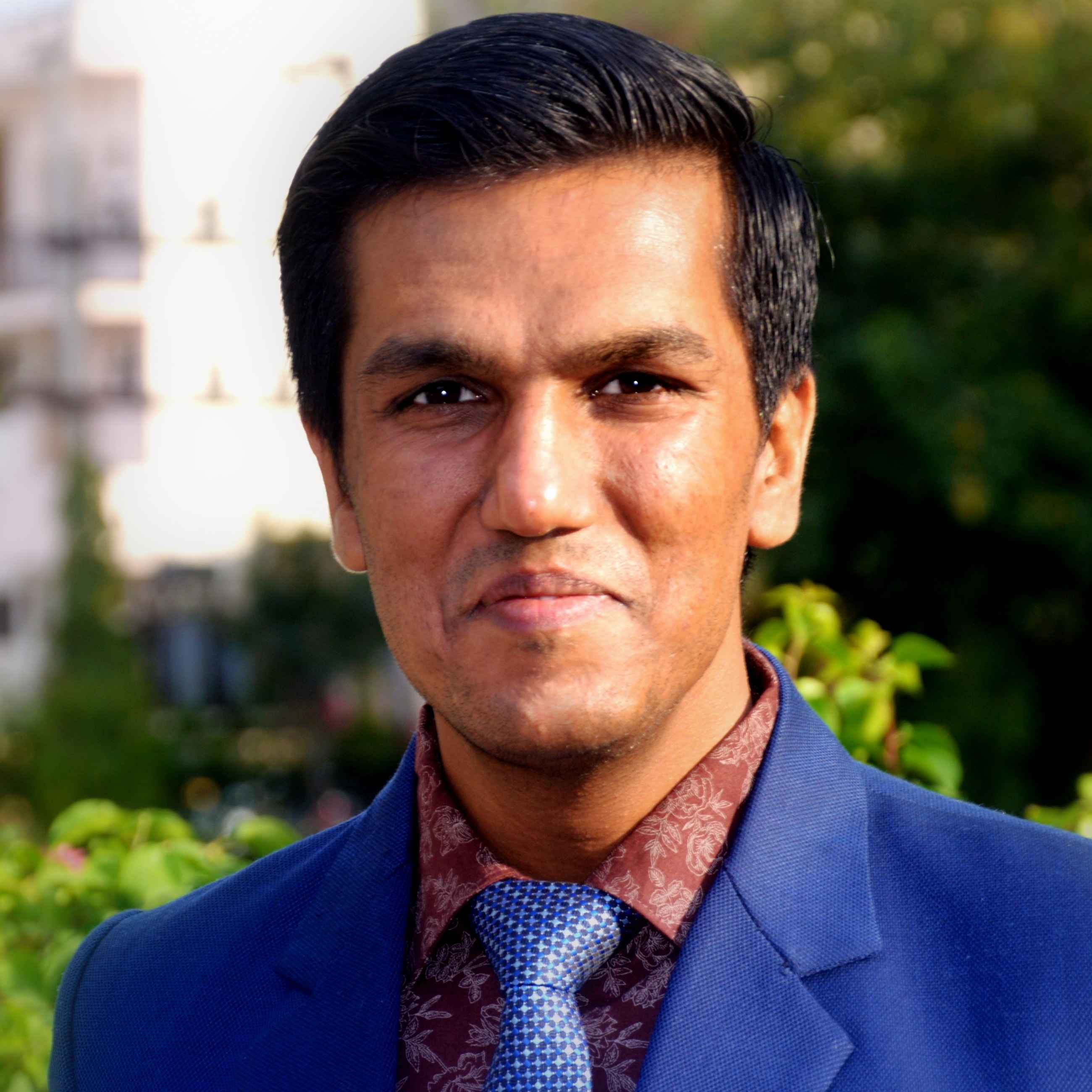 Robust Design Of TMD For Vibration Control Of Uncertain Systems Using